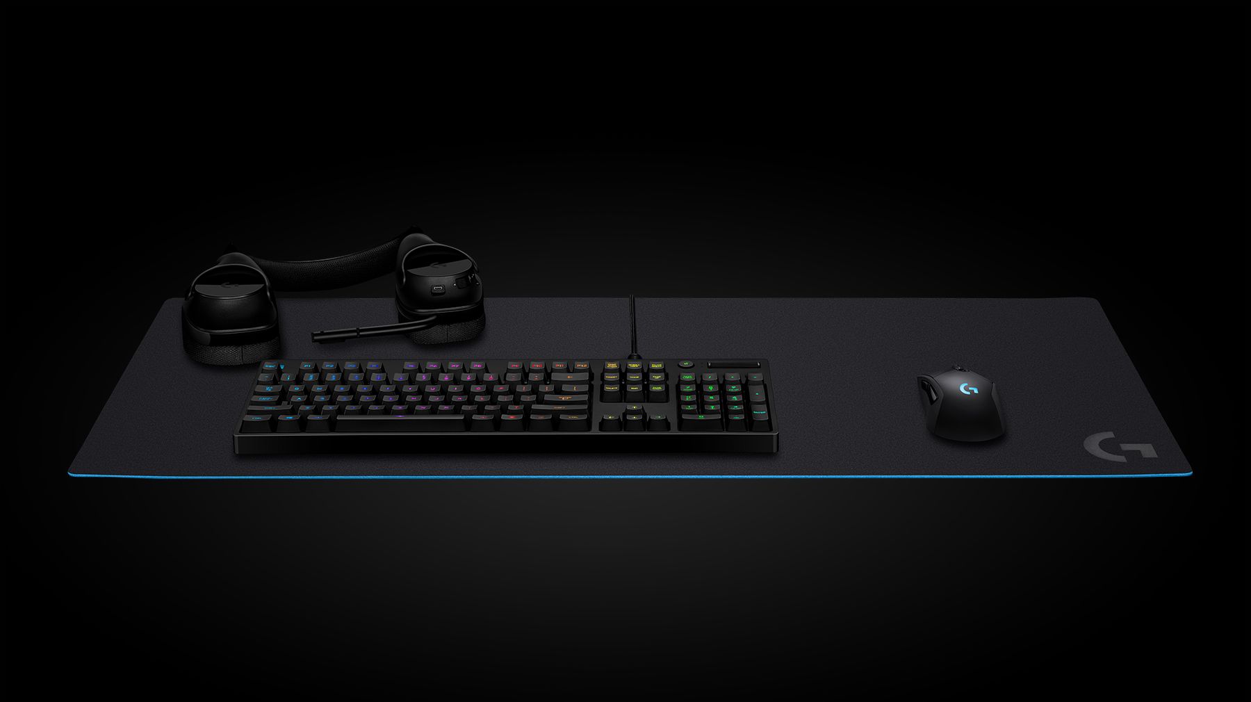 משטח עכבר לגיימרים Logitech G840 XL Cloth Surface 900x400x3mm